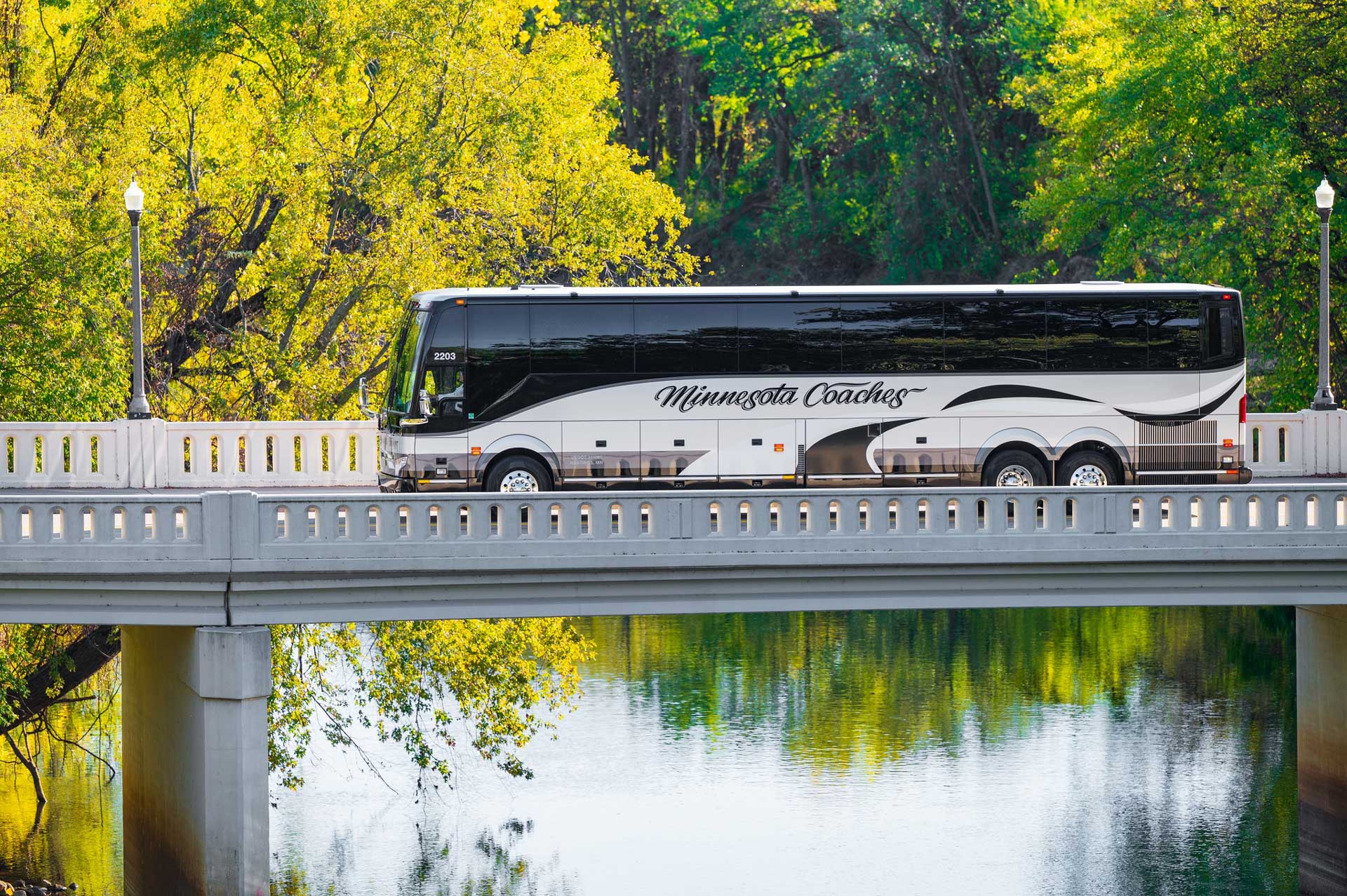 Minnesota Coaches - Minnesota Coaches